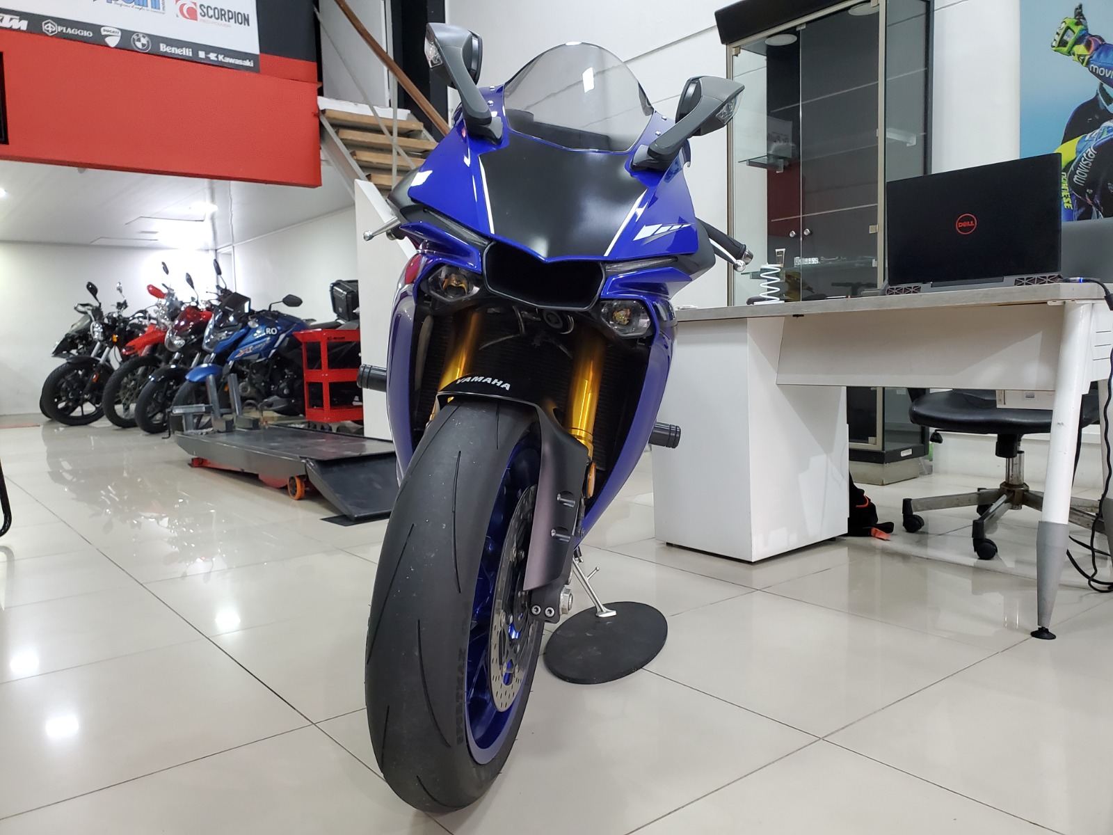 Yamaha YZF R1 Azul Como Nueva 2018