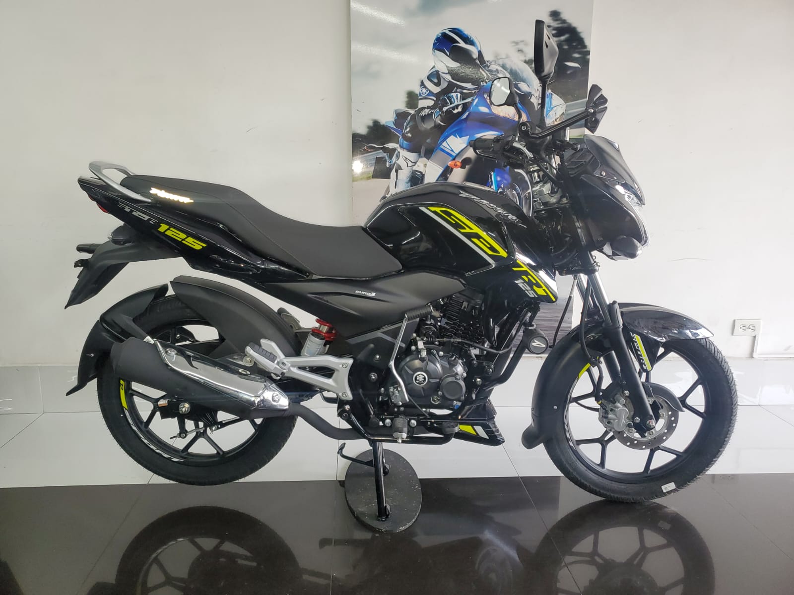BAJAJ DISCOVER 125 2026 NUEVA