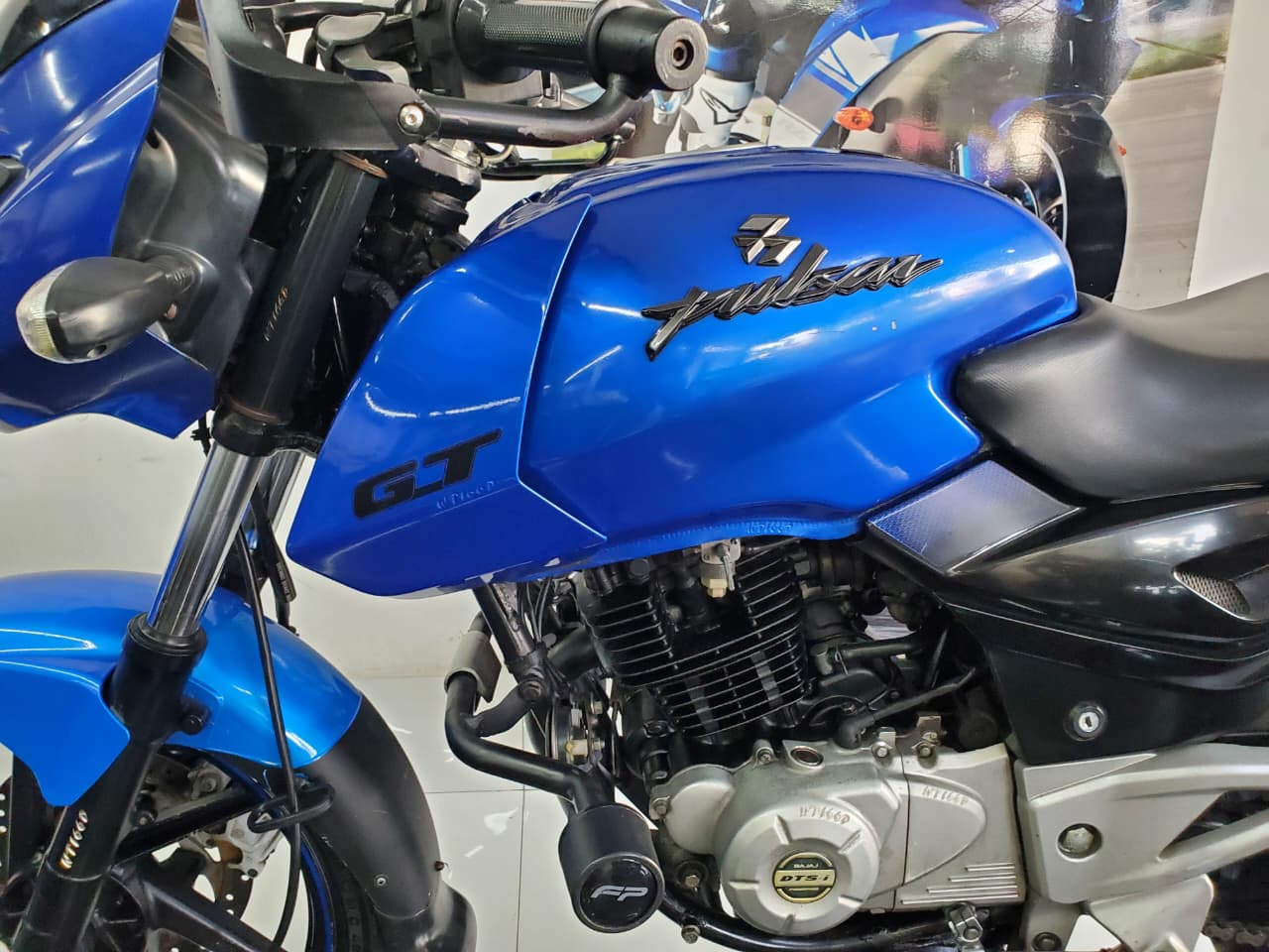 Bajaj Pulsar 180 Ug Gt 2016